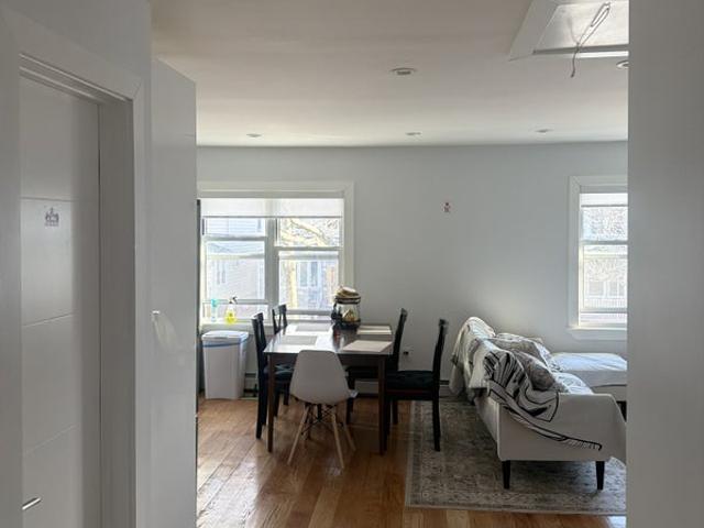 1 room for rent with share washroom with 1 person