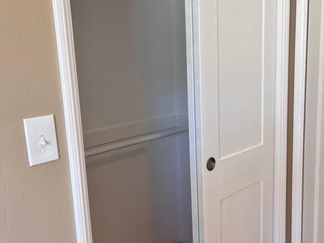 1 room in 3 bdrm house