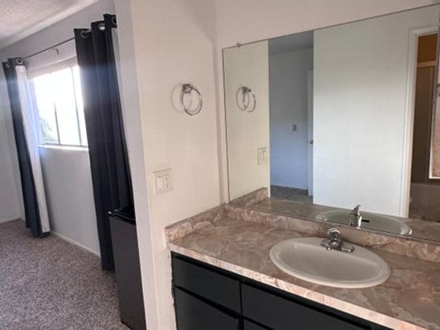 1 room with private bathroom female preferred