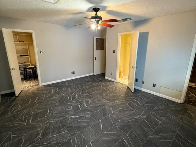1 Room/Full Private Bathroom or other for 600