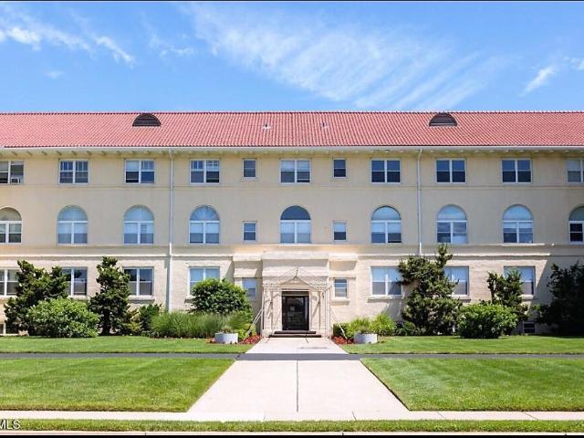 1 Roseld Avenue Unit B11