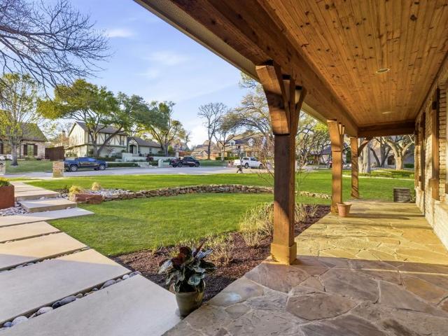 1 Round Rock Cir, Richardson, TX 75080 | MLS #21207 | Compass