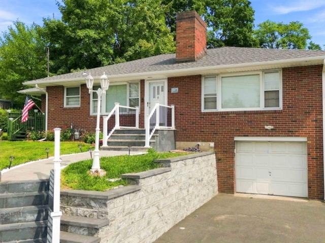 1 Roy St