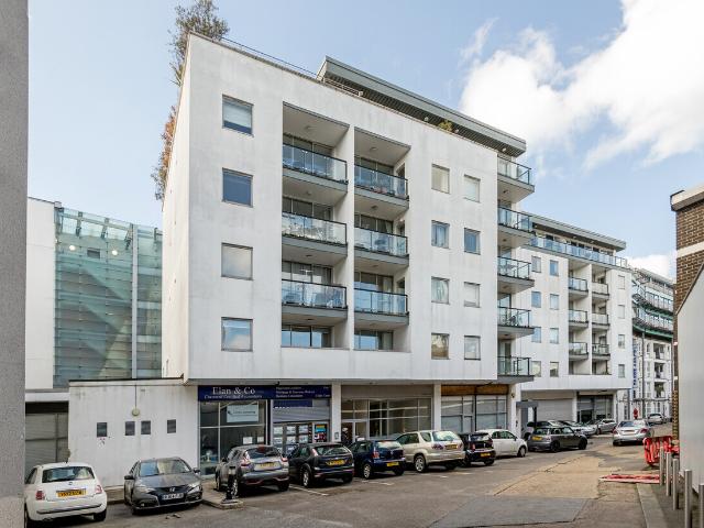 1 Royal Oak Yard, London, SE1 | £3,842 PCM | To let