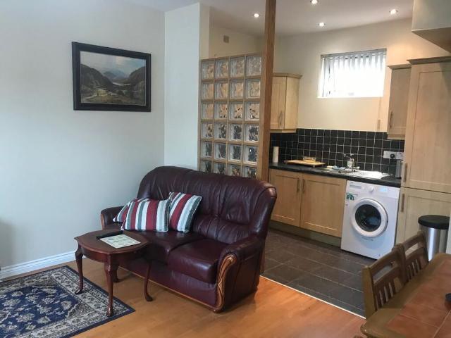 1 St Judes Square, Ormeau Road, Belfast, BT7 2WA
