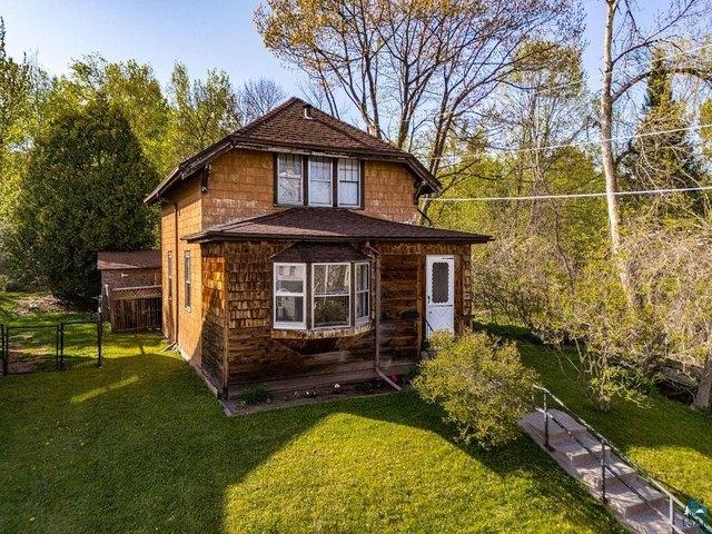 1 St Louis Ct, Duluth, MN 55808