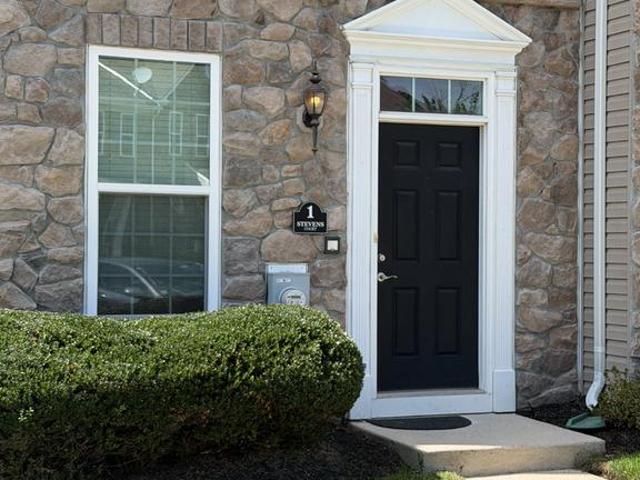 1 Stevens Court