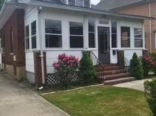 1 Story Bound Brook Boro, NJ 522 Vosseller Ave