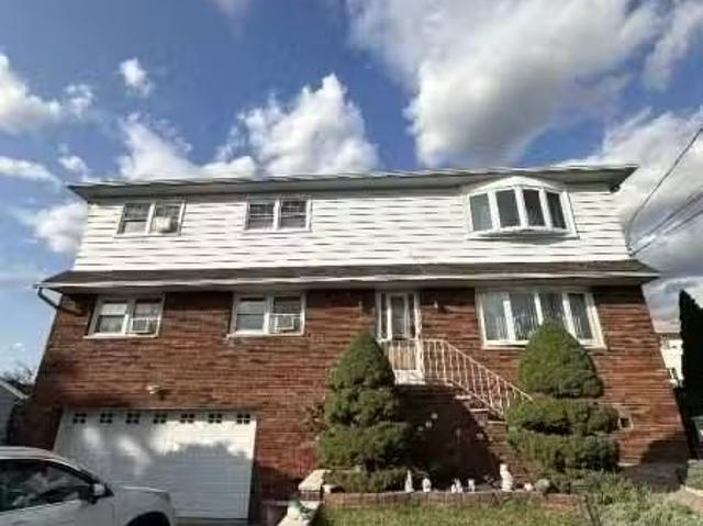 1 Story Woodland Park, NJ 19 W 32nd St #2
