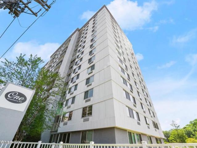 1 Strawberry Hill Ave #APT 3B, Stamford, CT 06902