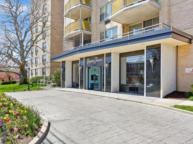 1 Strawberry Hill Ct 8H, Stamford, CT