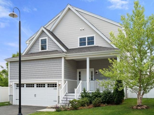 1 Sumner St, Norfolk, MA 02056