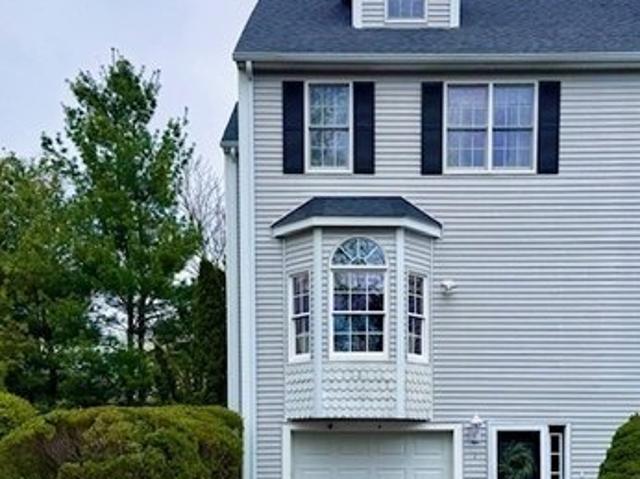1 Sunnyside Dr Unit 1, Plainville, MA 02762