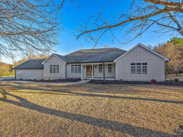 1 Sweetbriar Court