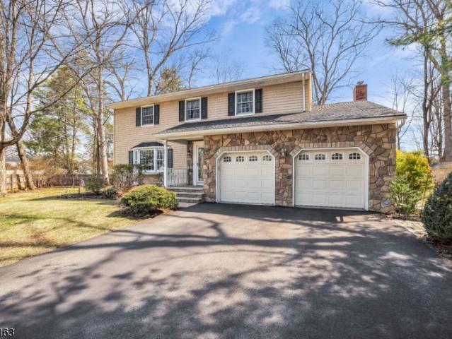 1 Sylvan Ct