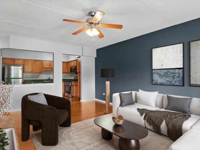 1 S Lincoln Avenue # 202