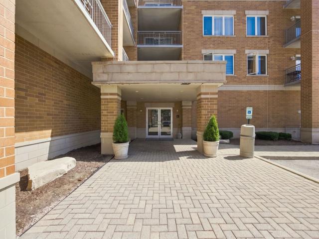 1 S Lincoln Avenue # 203