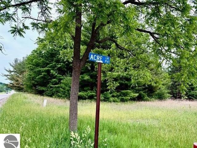 1 S # M88, Bellaire, MI 49615