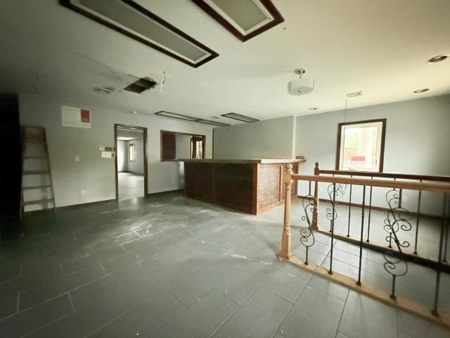 1 S Main Street # 3