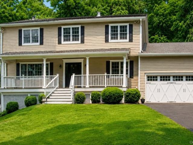 1 Sabbathday Hill Rd, South Salem, NY 10590