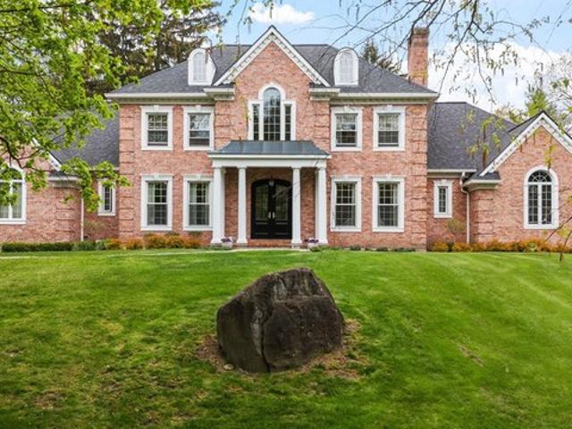 1 Sage Est, Menands, NY 12204