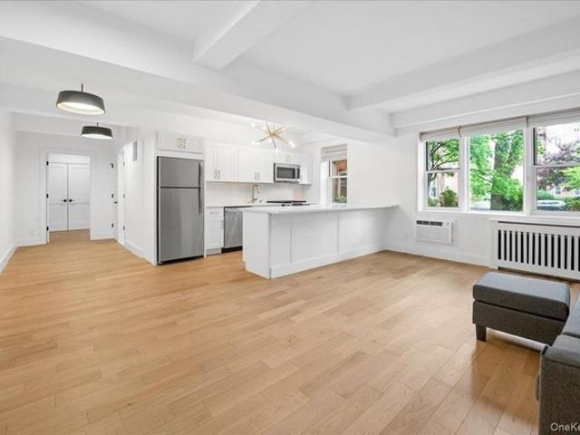 1 Sadore Ln Apt 1N, Yonkers, NY 10710