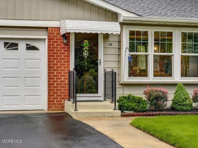 1 Salem Dr Unit B, Whiting, NJ 08759