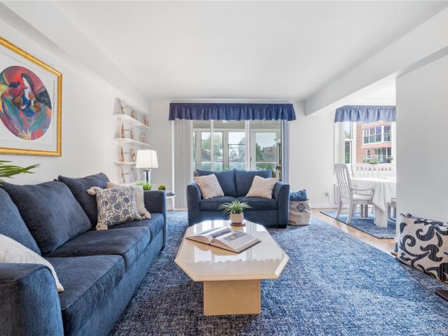 1 Salisbury Point 4D