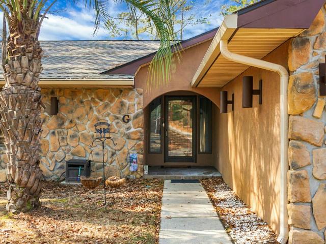 1 Santee Lakes Ct, Elloree, SC