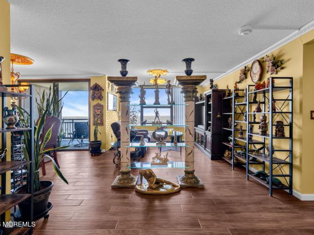 1 Scenic Drive Unit 1105