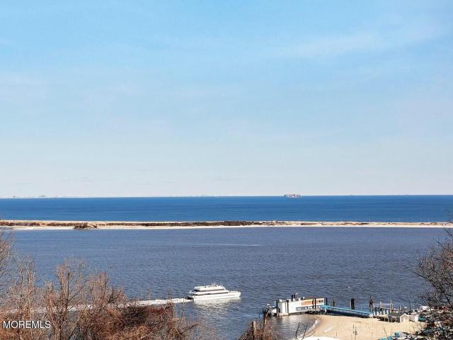 1 Scenic Drive Unit 209