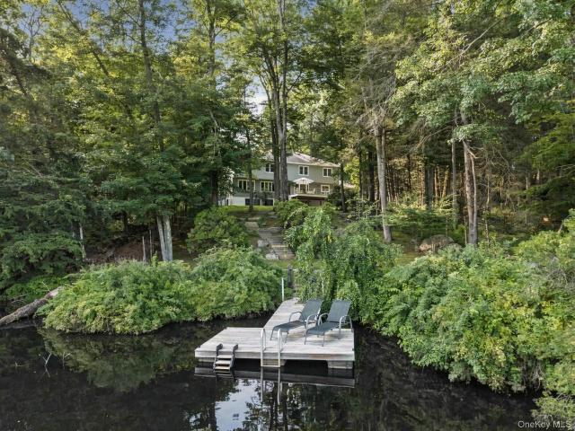 1 Sherwood Road