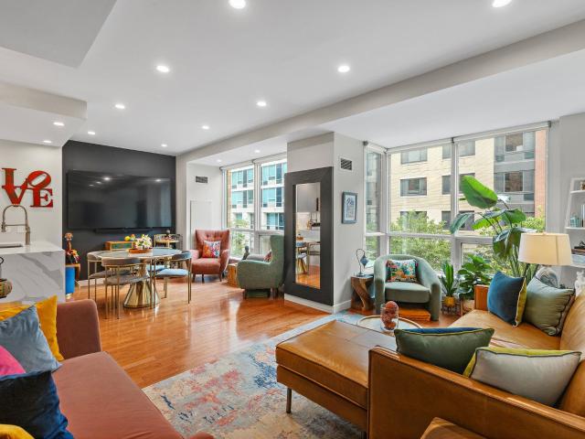 1 Shore Lane # 318