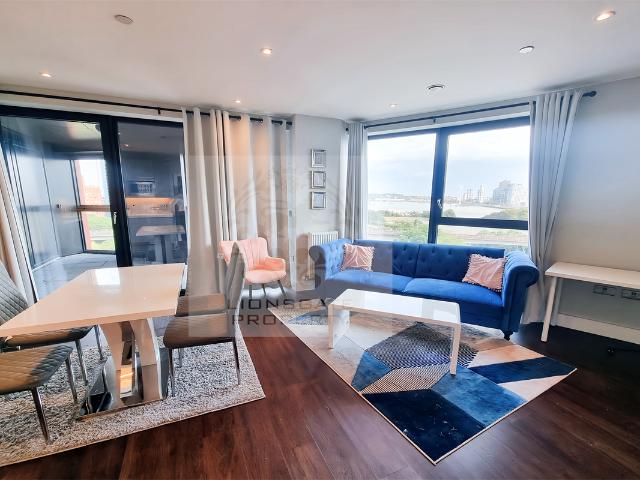 1 Silvocea Way, Orchard Wharf E14, 2 bed flat to rent, £2,500 pcm | PrimeLocation