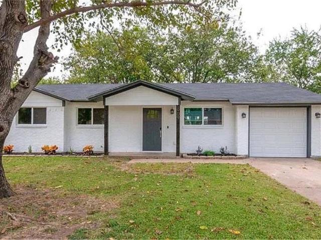1 small room in Watauga
