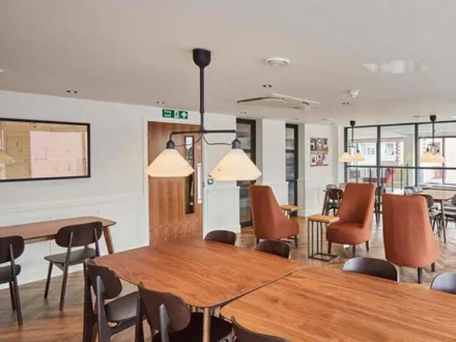 1 Sopwith Avenue, London, E17 6TD, United Kingdom | 1 bed house for rent #167776462 | Rentberry