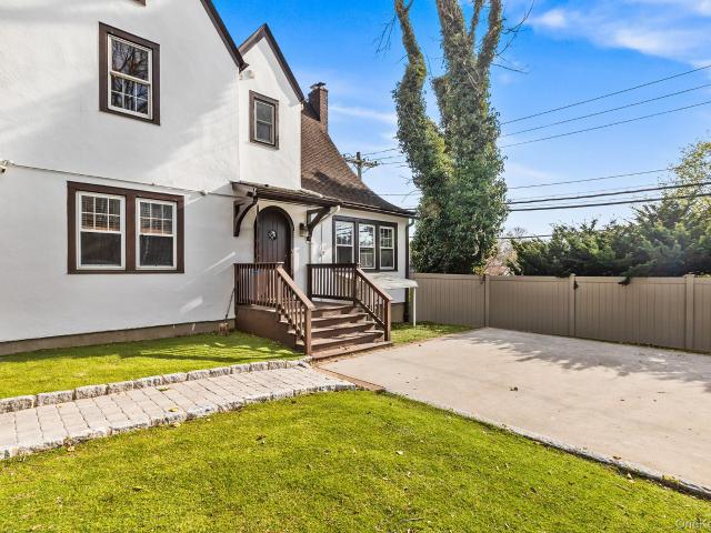 1 Spencer Court