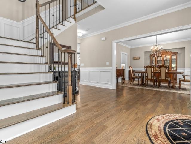 1 Thames Ln