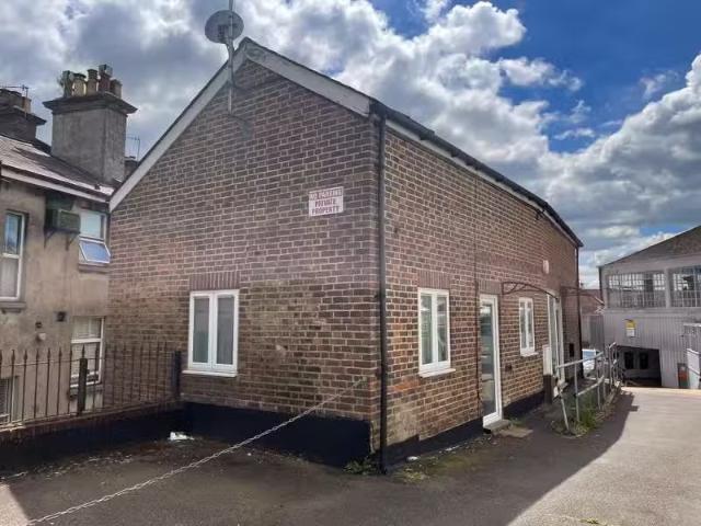 1 The Old Coach House, Culverden. Semi detached house for sale.