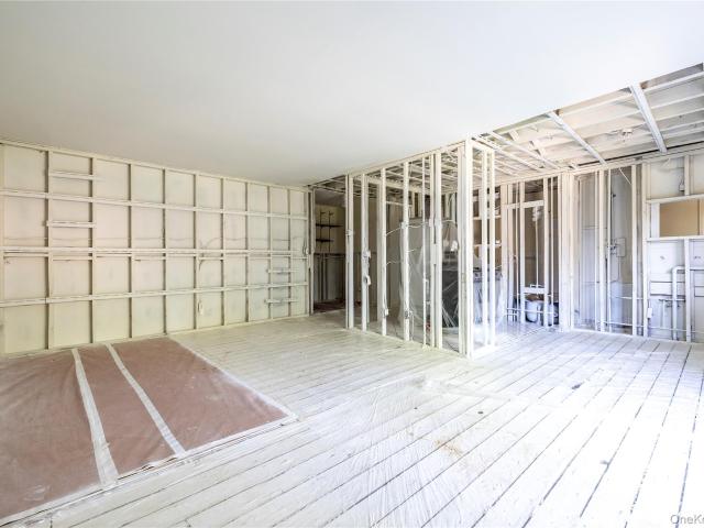 1 Toms Point Lane Building 5, Unit 9J