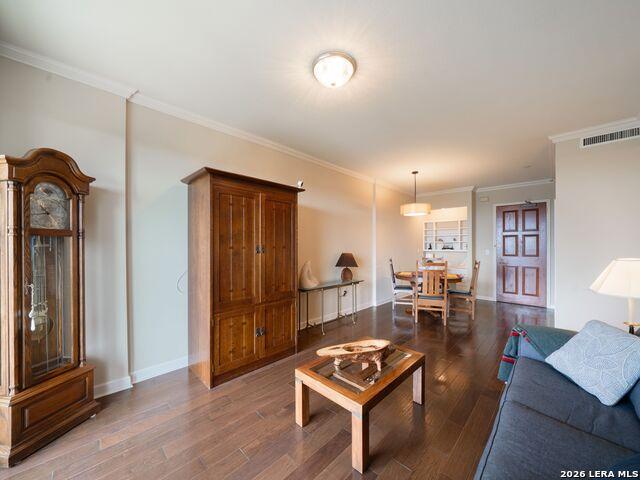 1 Towers Park Lane, Unit 702