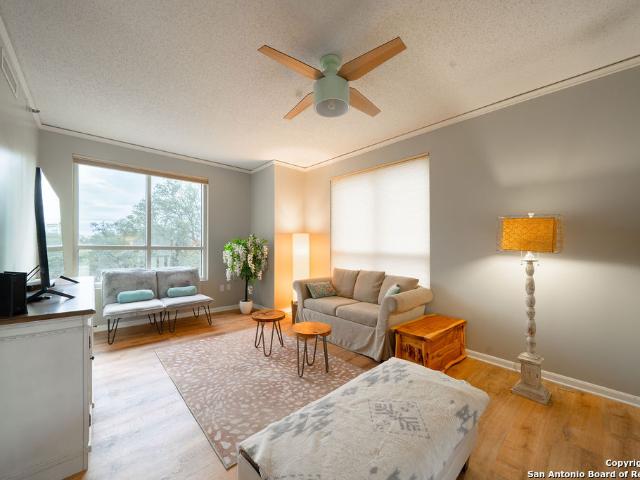 1 Towers Park Ln, Unit 212, San Antonio, TX 78209 | MLS #1931