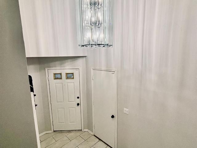 1 Upperbrook Court