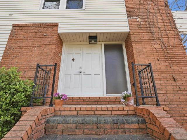 1 Van Lee Drive
