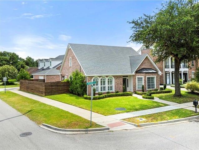 1 Veeda Ct, River Ridge, LA 70123