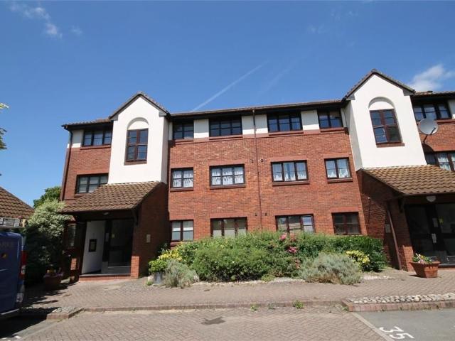 1 Violet Close, Wallington SM6, 2 bed flat to rent, £1,750 pcm | PrimeLocation