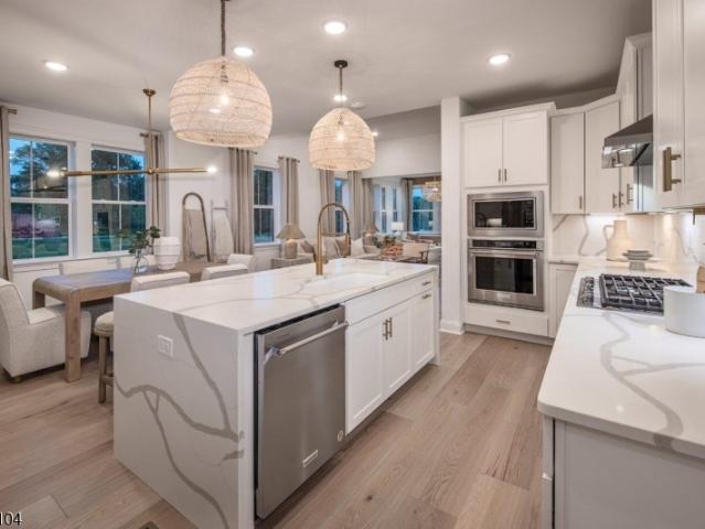 1 Voorhees Ct