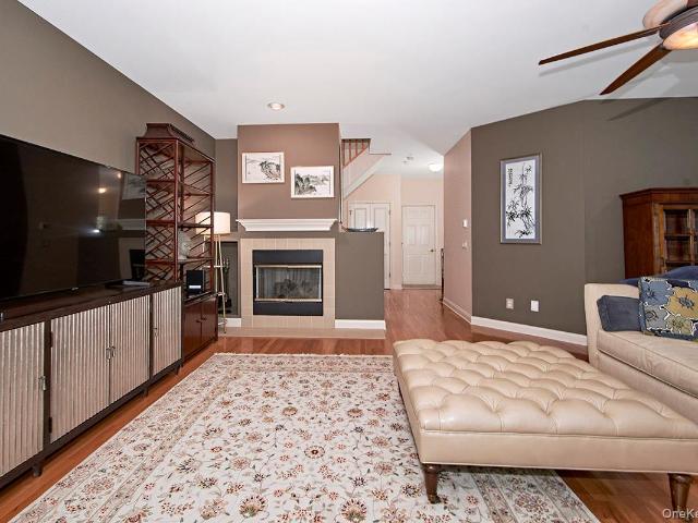 1 Wyldwood Drive