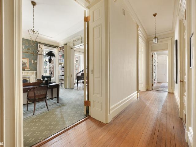 1 W 72ND Street 56