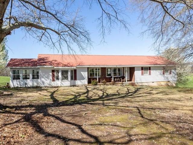 1 W Ridgeway Rd, Maysville, GA 30558